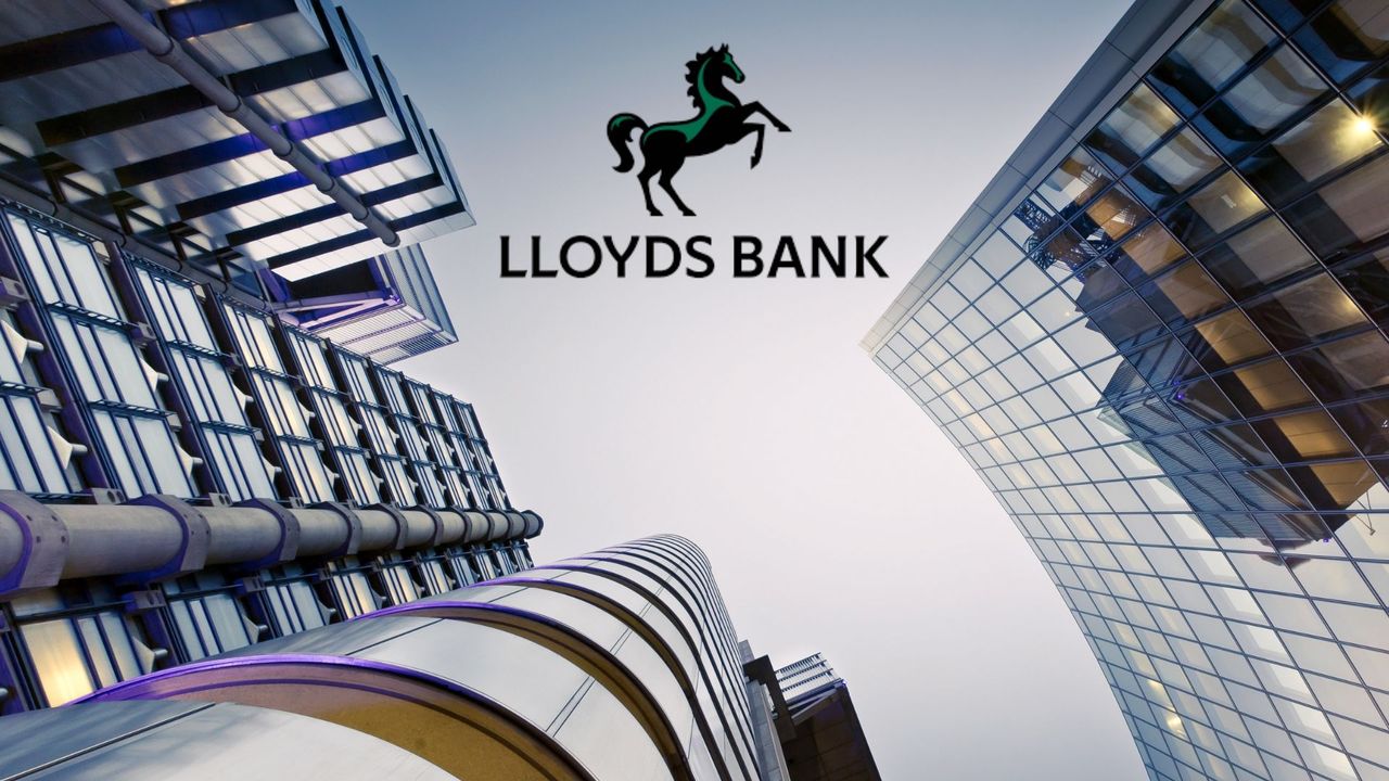 More than half of UK financial sector expects growth over coming year ...